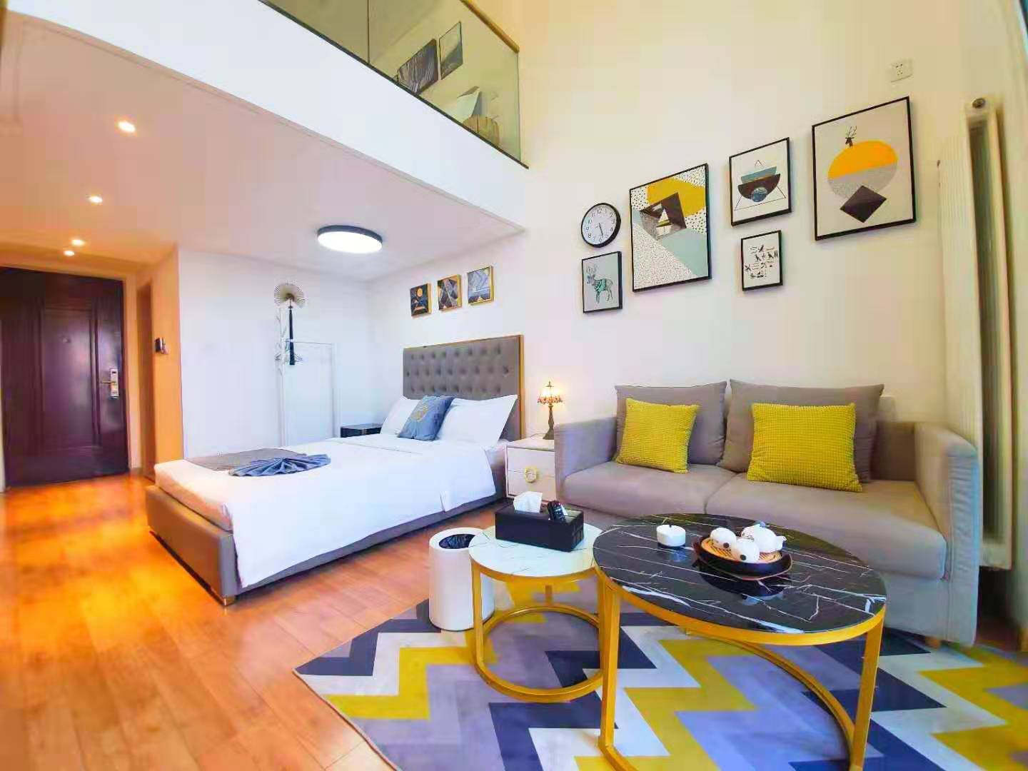 Sweetome Boutique Apartment (Qingdao Central Business District Dunhua ...