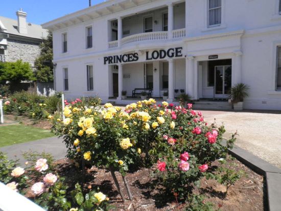 Princes Lodge Motel in Adelaide | 2024 Updated prices, deals - Klook ...