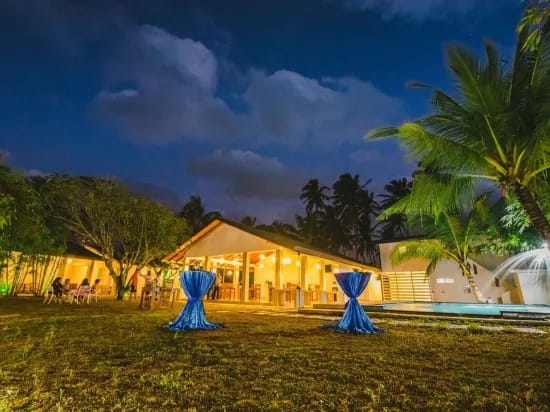 VAAYA Beach Hotel in Negombo | 2025 Updated prices, deals - Klook ...