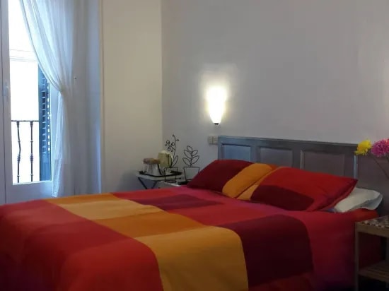 Hostal Casa Chueca in Madrid | 2025 Updated prices, deals - Klook ...