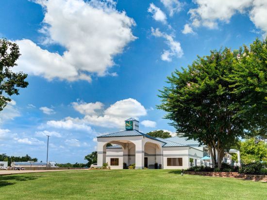Quality Inn in Carthage | 2023 Updated prices, deals - Klook United States
