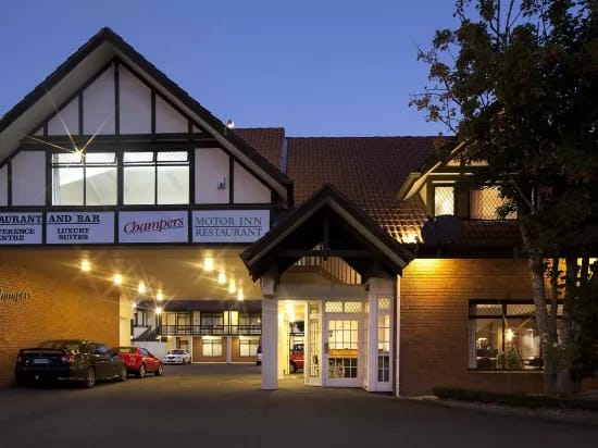 Champers Motor Inn in Lower Hutt | 2024 Updated prices, deals - Klook ...