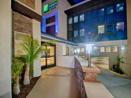 Hampton Inn by Hilton Costa Mesa Newport Beach in Costa Mesa | 2025 ...