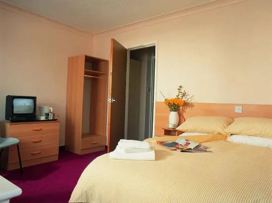 Pontins-Southport Holiday Park in | 2025 Updated prices, deals - Klook ...