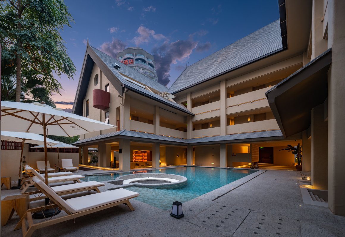 Xishuangbanna Jinghong Hepuli Yue Resort Hotel （Gaozhuang Starlight Night Market Branch） in ...