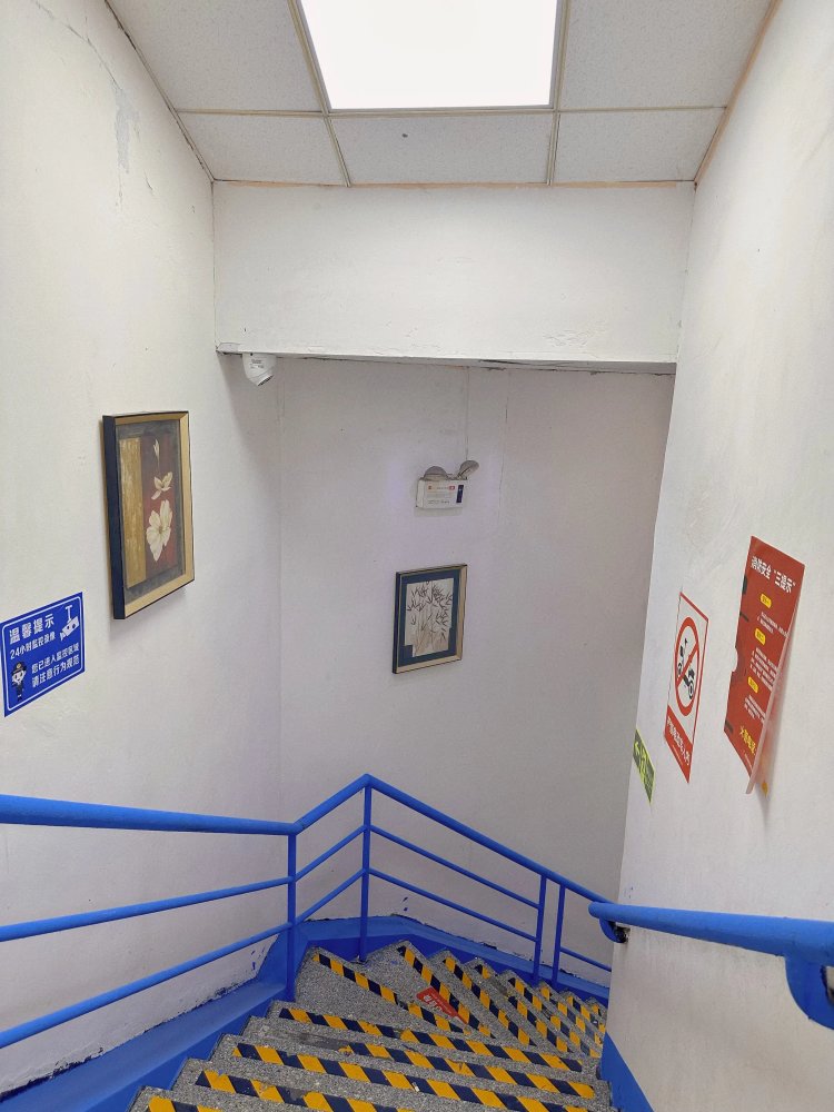 Dongyuan Hotel (Shenzhen Grand Theater Hongling South Subway Station ...