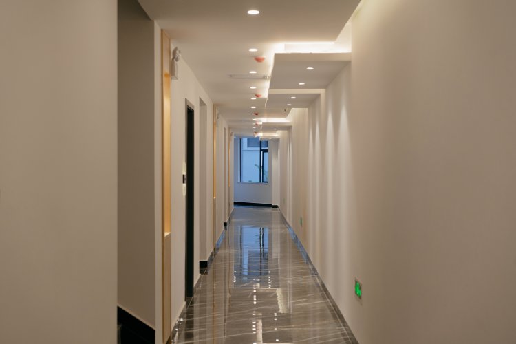 Mountain and Creek House (Zhangjiajie Forest Park Wulingyuan landmark ...