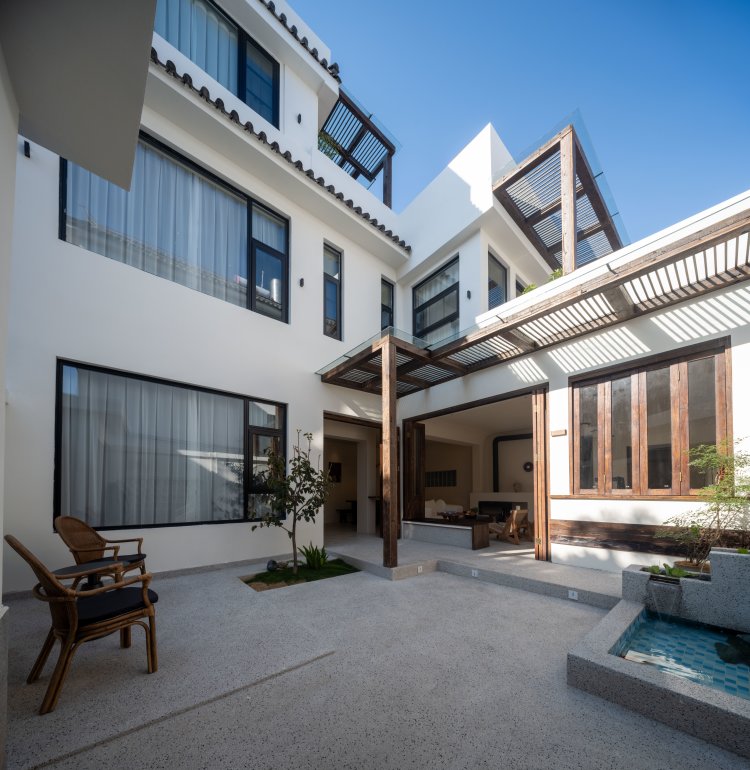 Dali Qinyin-Villa Designer's Accommodation (Dali Gucheng Shop（大理ペー族自治州 ...