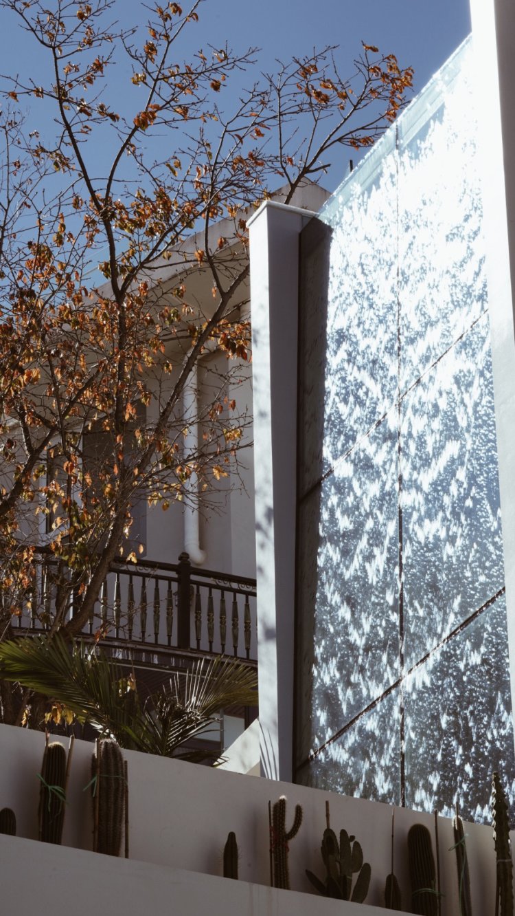 Water flows in moon Hotel in Dali | 2025 Updated prices, deals - Klook ...