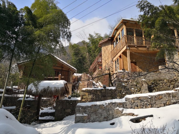 Anji Ancient Road Yuan Hot Spring Homestay in Huzhou | 2025 Updated ...