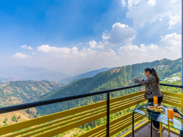 The Hosteller Rishikesh, Laxman Jhula in Tehri Garhwal | 2026 Updated ...