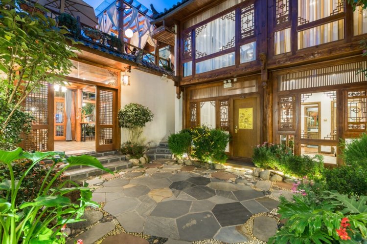 Li Jiang Tang Feng Yard No.4 in Lijiang City | 2026 Updated prices ...